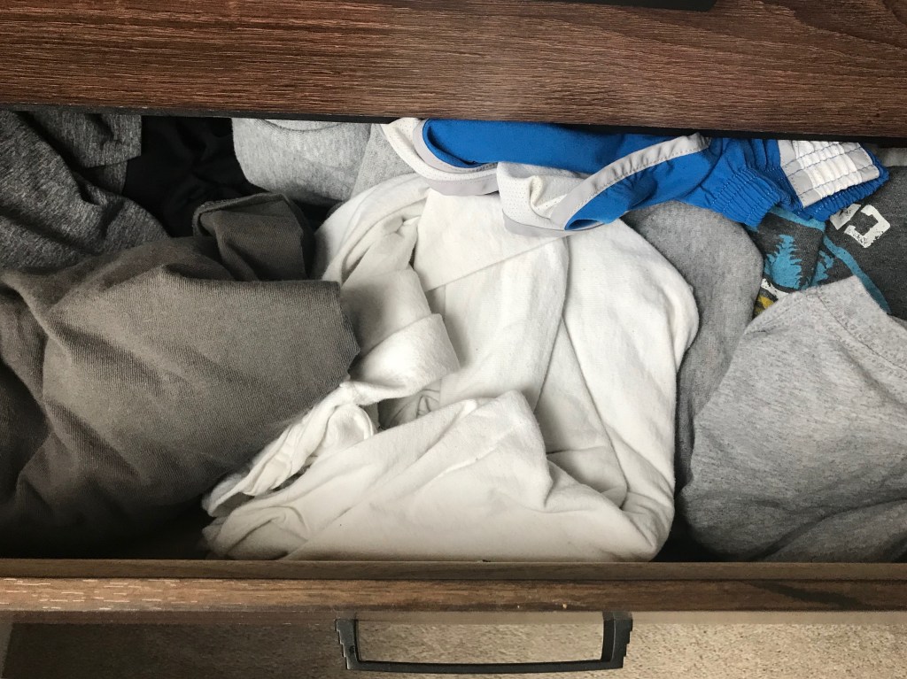 Two really easy, recycled, and cheap storage finds for your drawers ...